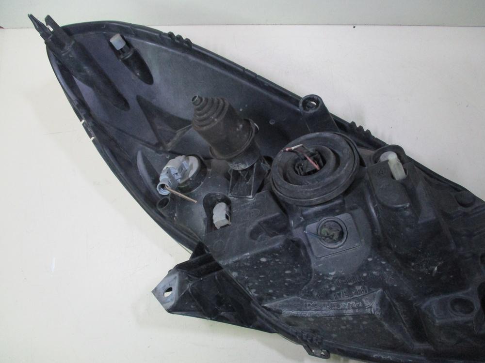 8200733878 FARO FANALE ANTERIORE SINISTRA DACIA SANDERO ANNO 2008